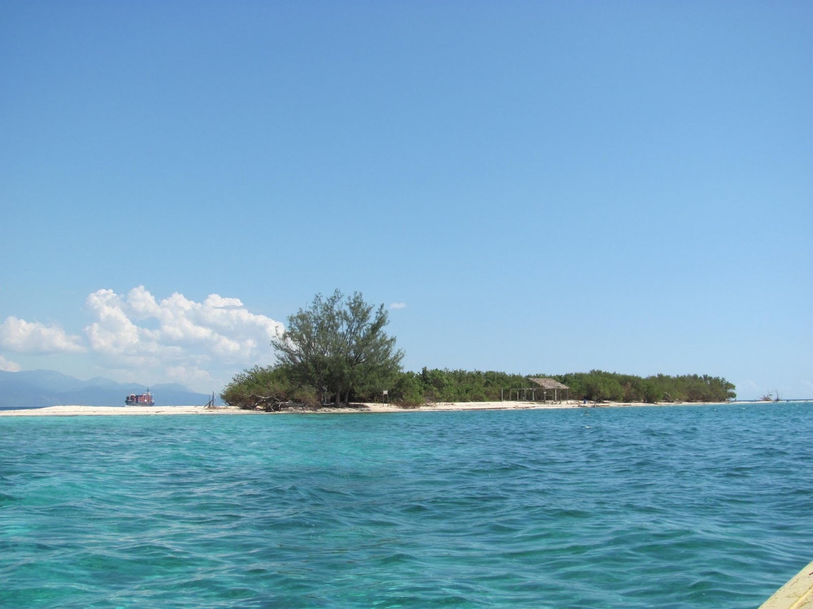 8 beautiful beaches in and around Kingston