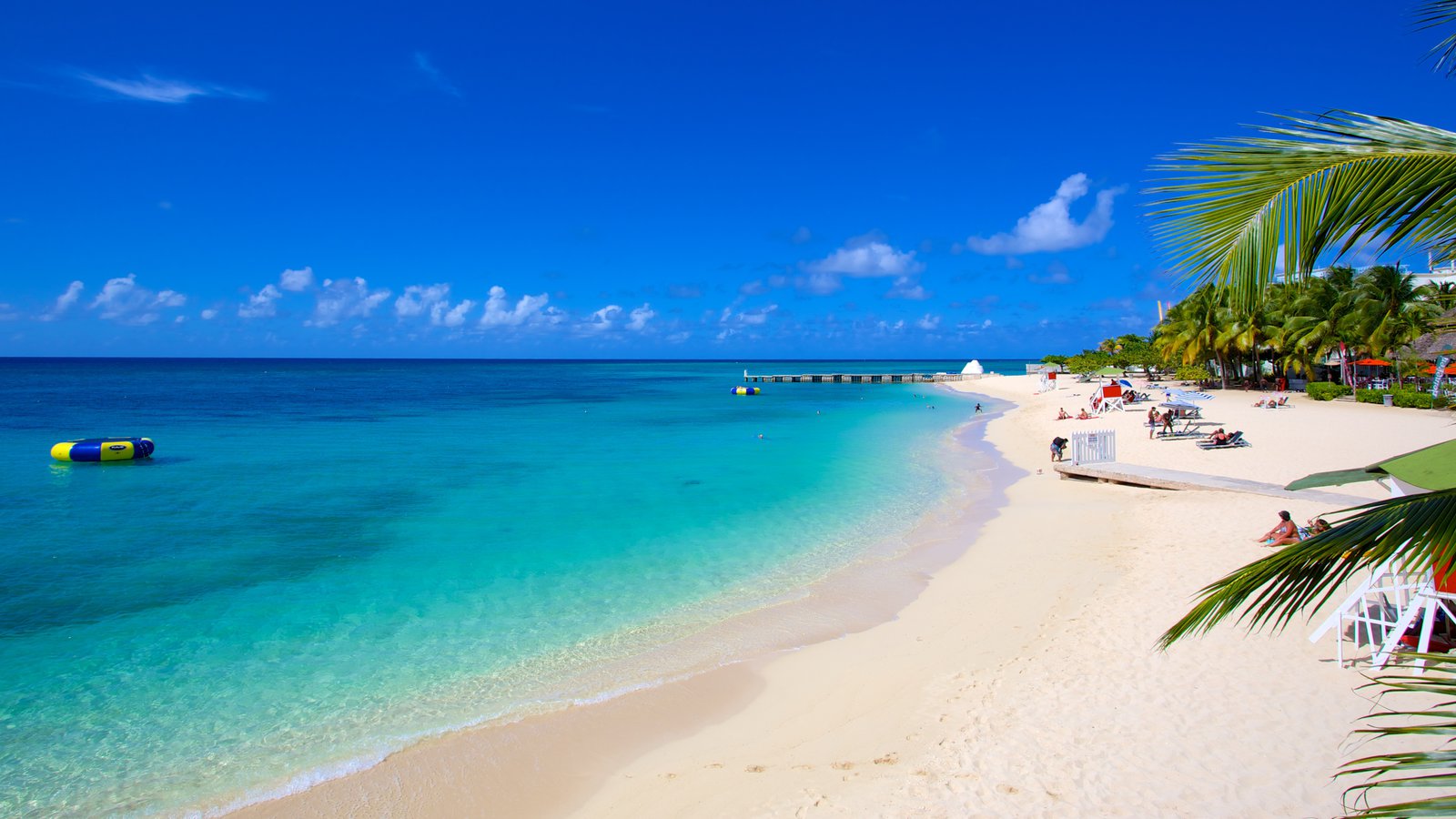 Doctors_Cave_Beach_Club.jpg