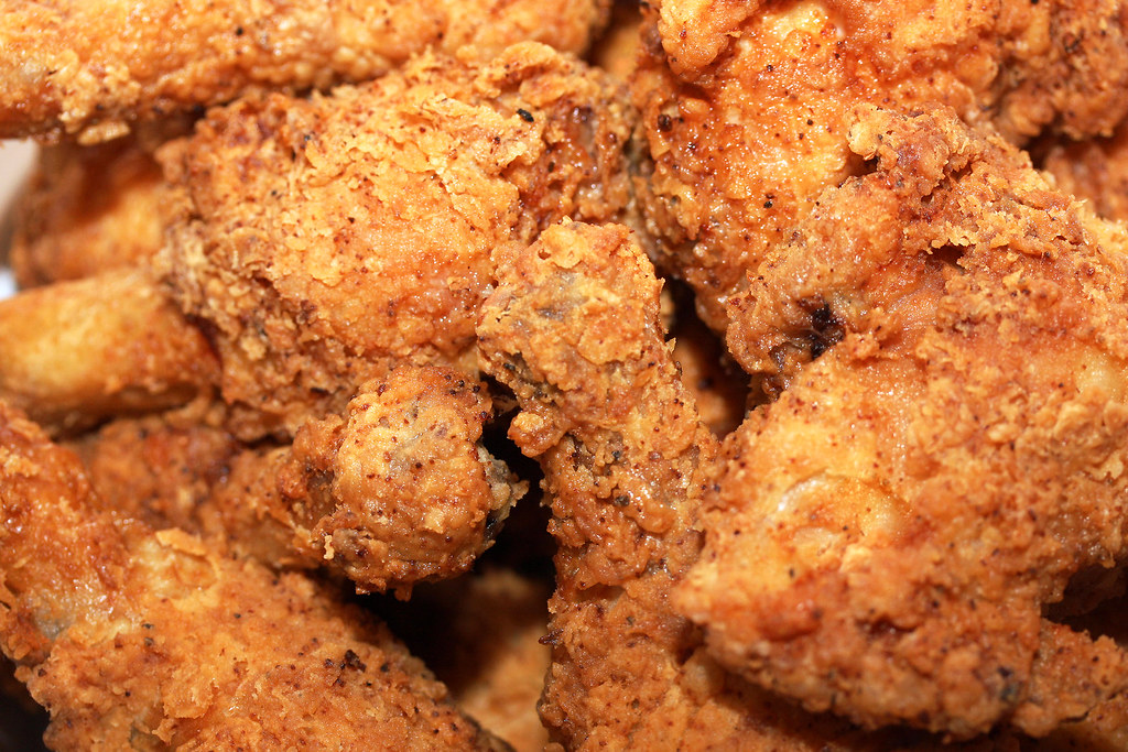 8 reasons why Jamaicans love fried chicken